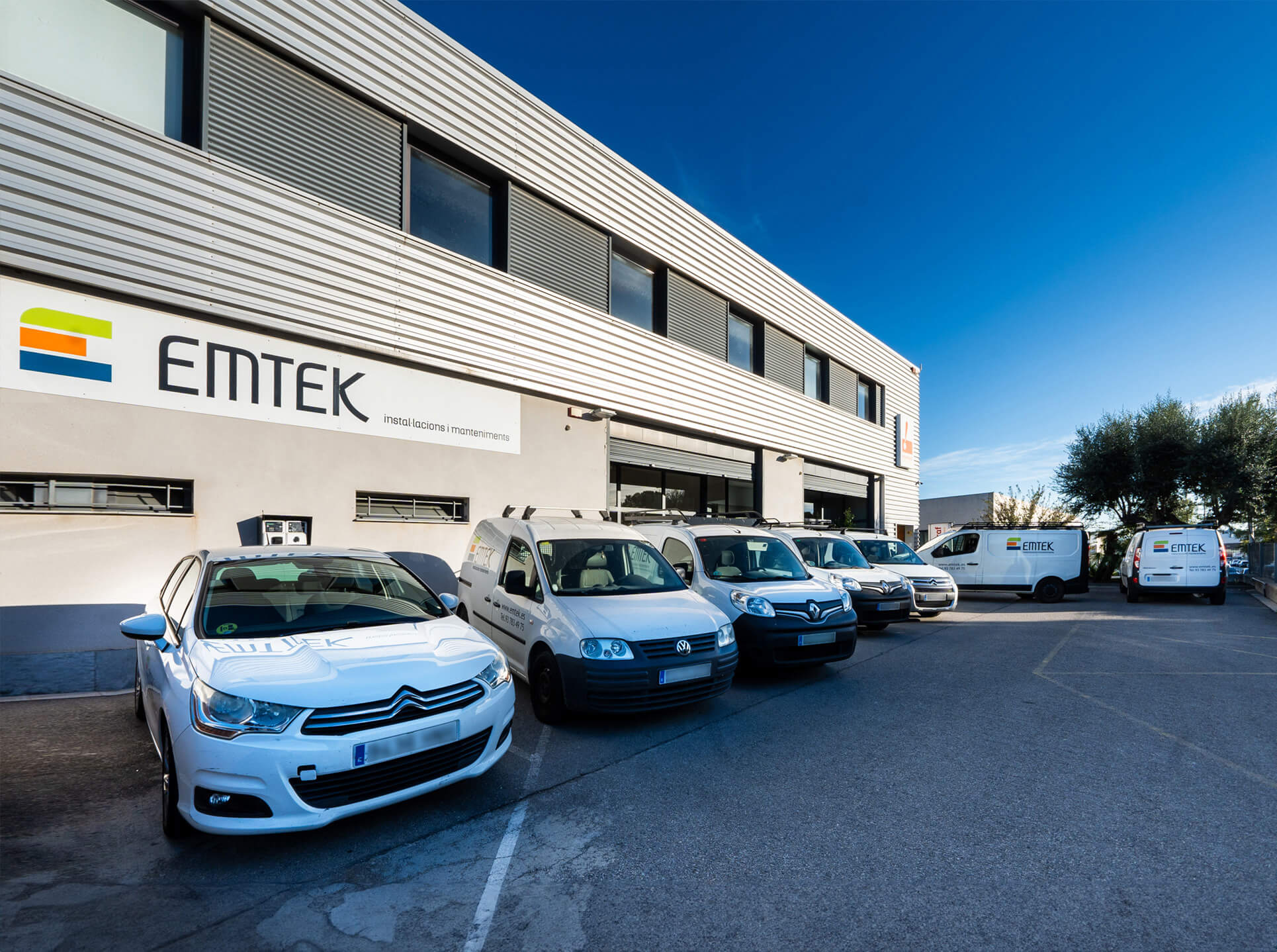 Instal·lacions i manteniments — Emtek